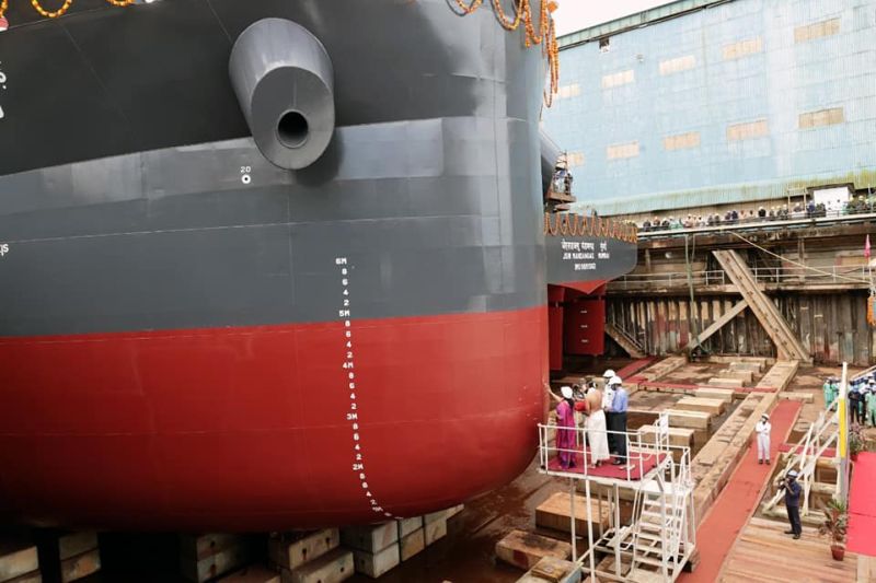 5 Vessels Launched Simultaneously At Cochin Shipyard - The Marine Learners