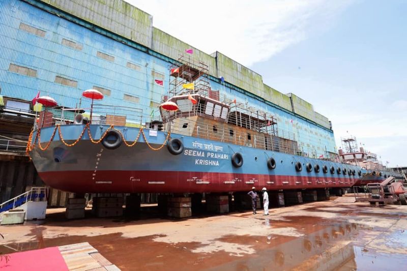 5 Vessels Launched Simultaneously At Cochin Shipyard - The Marine Learners